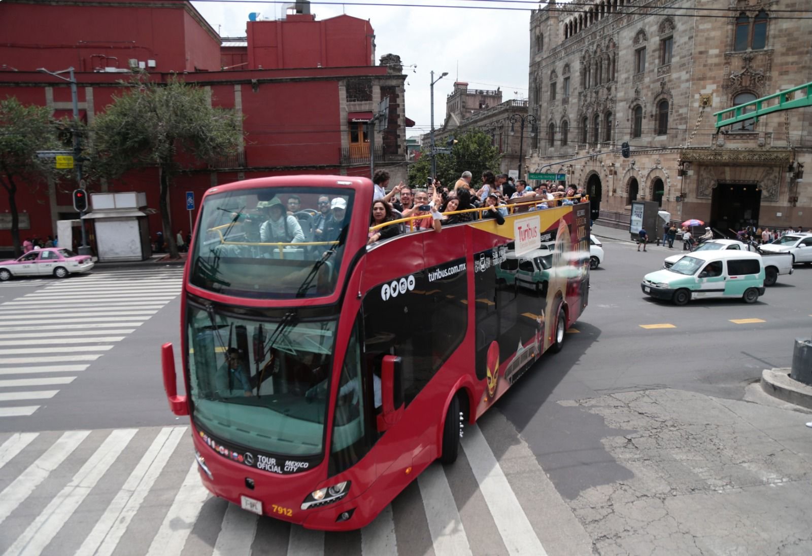 PRESENTA TURIBUS EL NUEVO RECORRIDO TURÍSTICO DE ARTE Y CULTURA – FONDASMEX